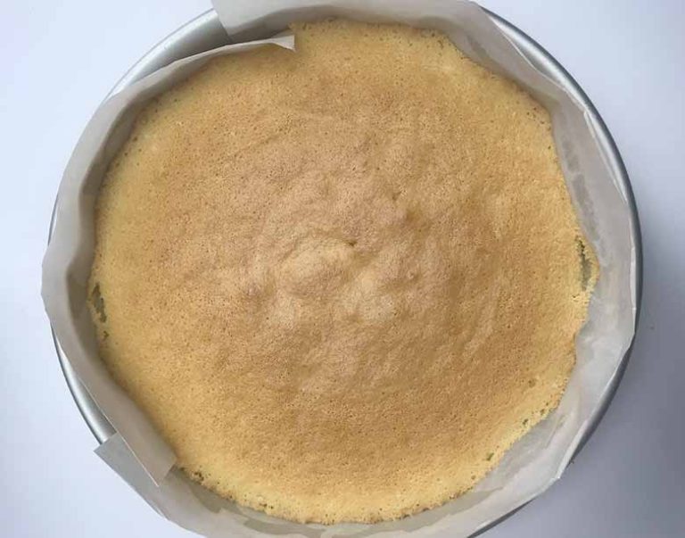 Vanilla Sponge Cake VS Vanilla Butter Cake